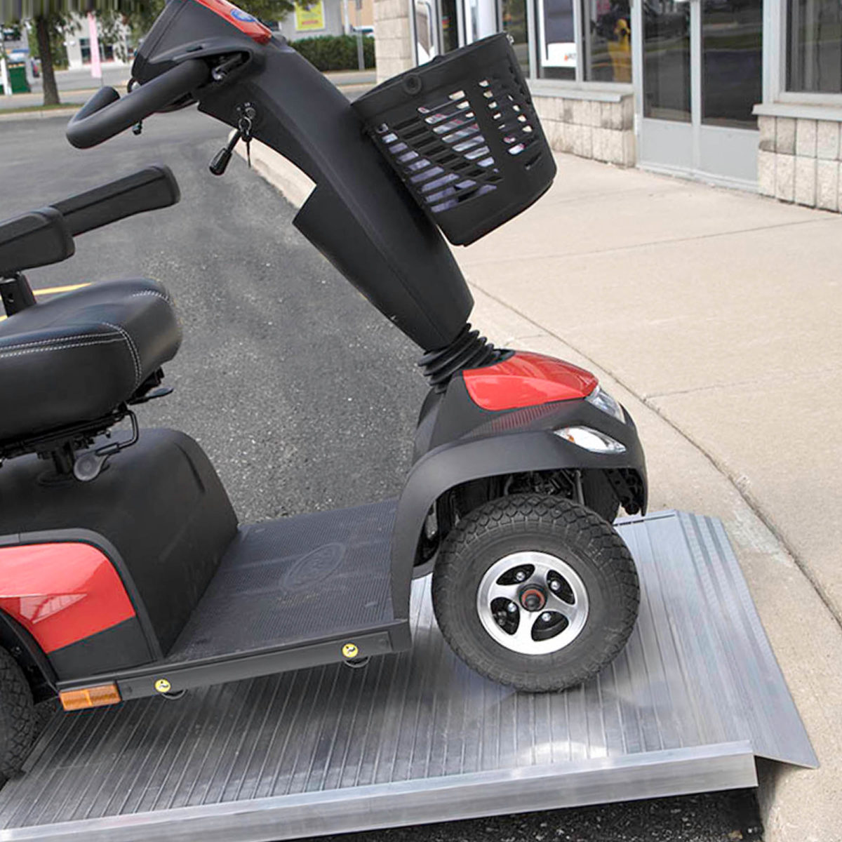 Loading Ramps – Erickson Manufacturing